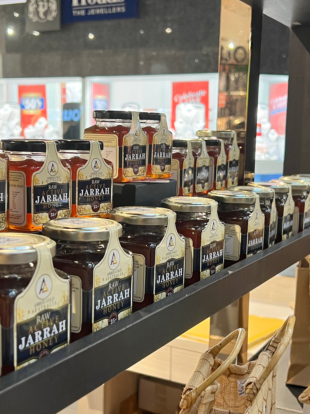 About us – Amber Gold Honey